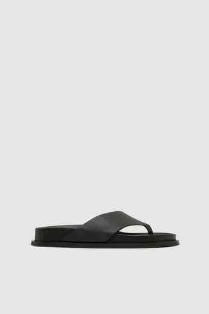 ST. AGNI Classic Thong Slide Sandals - Black