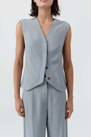 ST AGNI Minimal Tailored Vest