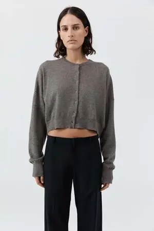 ST. AGNI Cashmere Relaxed Cropped Cardigan - Doe