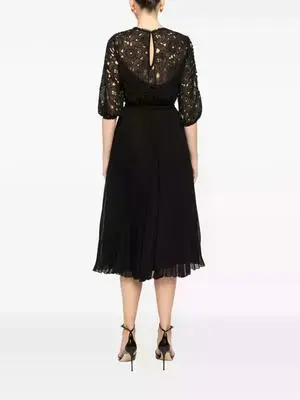 NISSA Round-neck Pleated Midi Dress