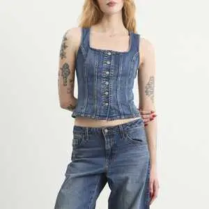 LEVI'S Sculpted Top