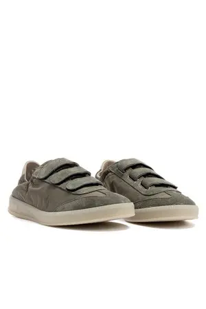 P448 Capri Nylon Sneakers