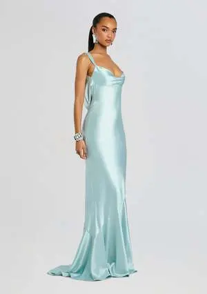 Retrofete Vinicia Gown