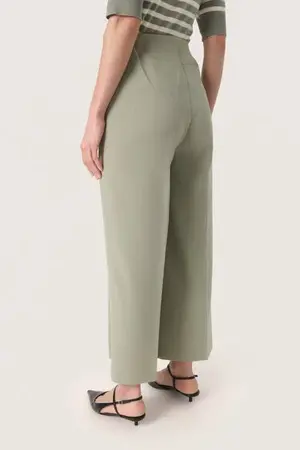 SOAKED IN LUXURY Corinne High-waisted Culotte Trousers