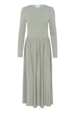 SOAKED IN LUXURY Simone Plisse Long Sleeve Maxi Dress - Shadow