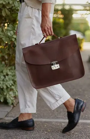 EZRA ARTHUR Executive Briefcase - Brown