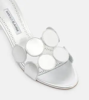 Manolo Blahnik Haribalmu 50 Metallic Leather Mules - Silver