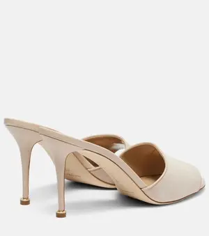 Manolo Blahnik Larache 90 Suede Mules - Beige