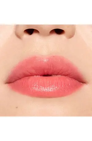 MAC COSMETICS Glowplay Lip Balm - Frolic