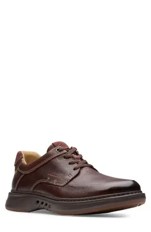 Clarks Lace Up Oxfords