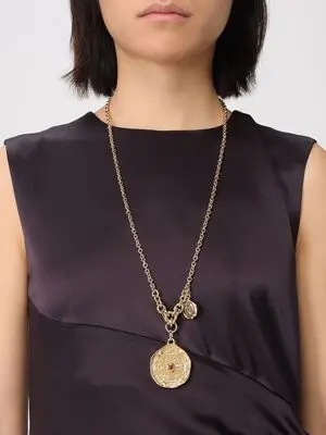 Chloé Pendant Necklace