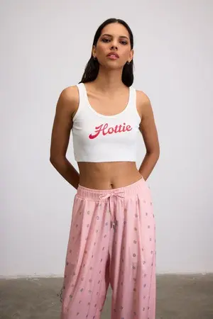 JE TE VEUX Hottie Print Ribbed Crop Top