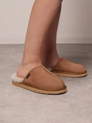 CELTIC & CO. Sheepskin Mule Slippers