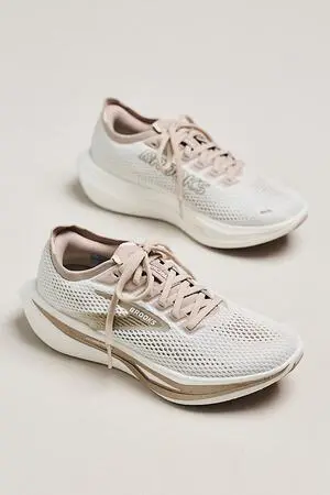 Brooks Tie Fastening Sneakers For Women