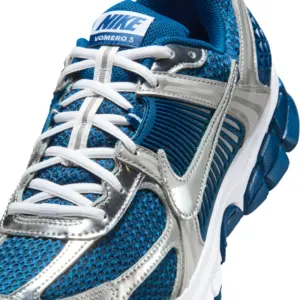 Nike Zoom Vomero 5 Sneakers - Blue