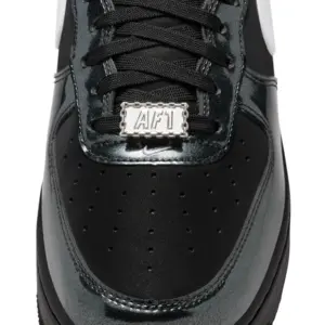 Nike Air Force 1 '07 Lv8 Sneakers - Black