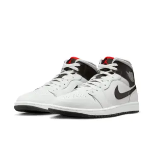 JORDAN Air 1 Mid Sneakers - White