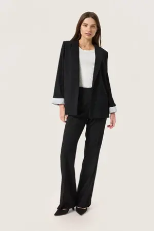 SOAKED IN LUXURY Slshirley Notched Lapel Blazer
