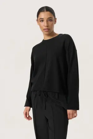 SOAKED IN LUXURY Slspina Boxy Fit Pullover - Black