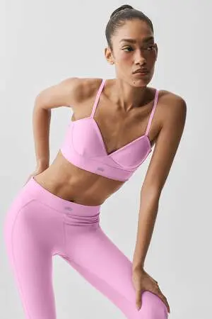 Alo Yoga Airlift Love Language Bra - Candy Heart Pink