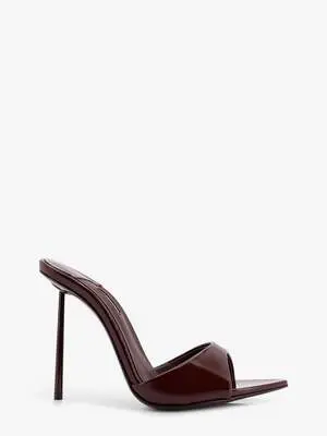 Le Silla Glossed Sandals For Women