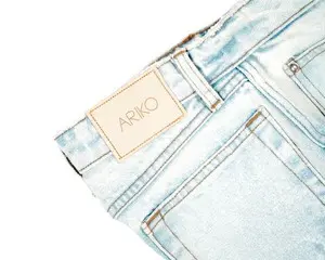 ARIKO Straight Fit Jeans
