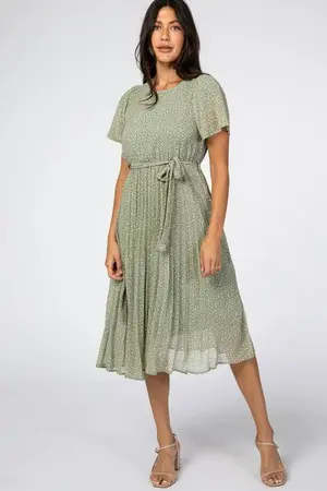 PINKBLUSH Leaf Print Pleated Midi Dress - Light Olive