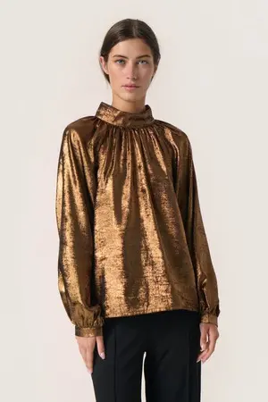 SOAKED IN LUXURY Slelvie Funnel Neck Blouse