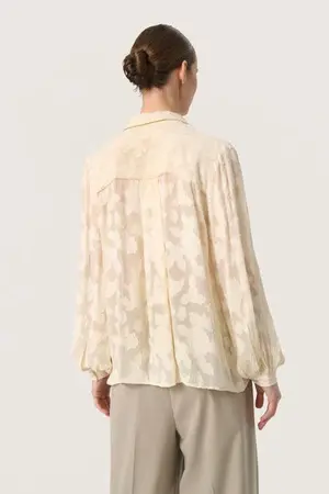 SOAKED IN LUXURY Slfelisia Loose Fit Long Sleeve Shirt