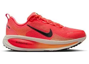 Nike Vomero 18 Sneakers