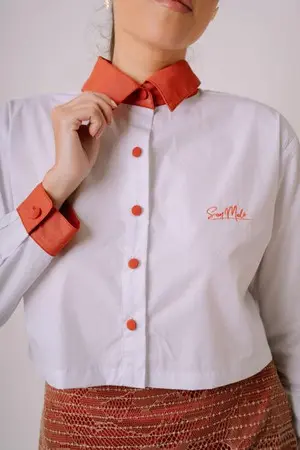 SAN MALO Cropped Button-down Shirt With Contrast Cuffs