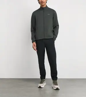 Vuori 30’’ Meta Sweatpants