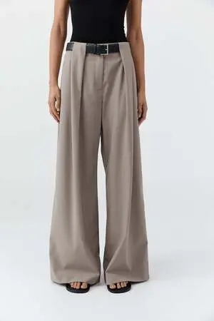 ST AGNI Pleat Loop Pants