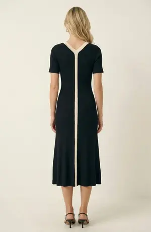 MODENAIRE Ribbed Knit Contrast Placket Midi Dress