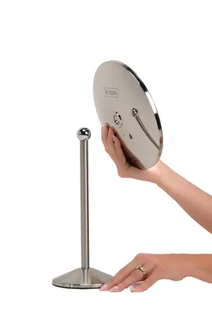 ILIOS LIGHTING Modern Portable Rechargeable Magnetic 5x Magnication Table Mirror