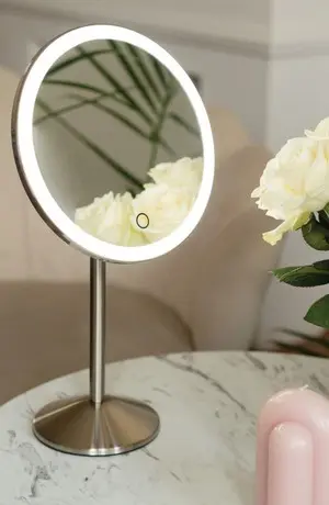 ILIOS LIGHTING Modern Portable Rechargeable Magnetic 5x Magnication Table Mirror