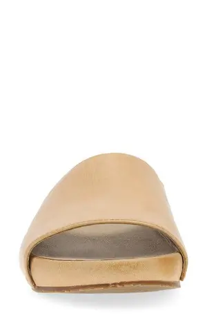 Dansko Twyla Slide Sandal - Honey