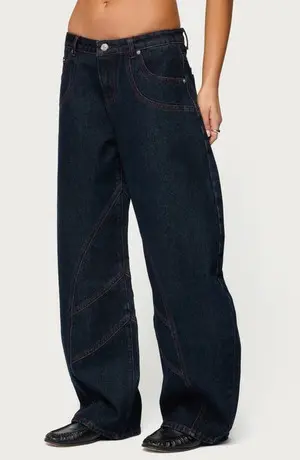 EDIKTED Double Pocket Low-rise Barrel Leg Jeans