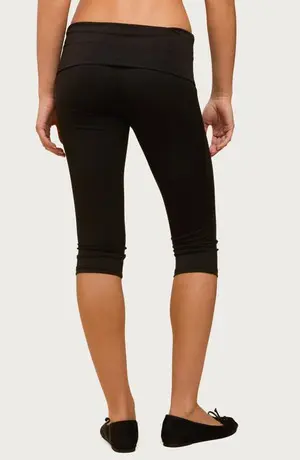 EDIKTED Ravena Foldover Low Rise Capri Leggings