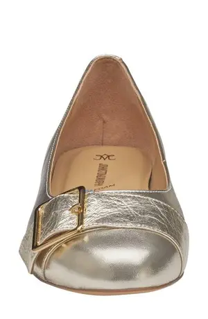 Johnston & Murphy Claire Belted Flat