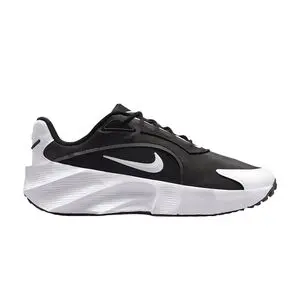 Nike Aura Edge Sneakers