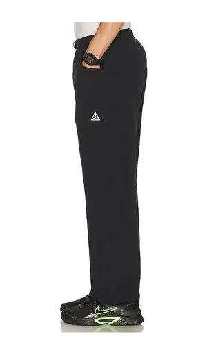 Nike Uv Pants In Black