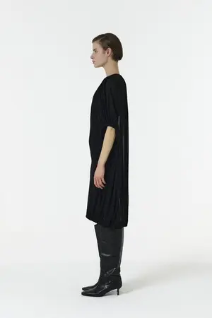 LEEM Asymmetric Shoulder Knit Dress