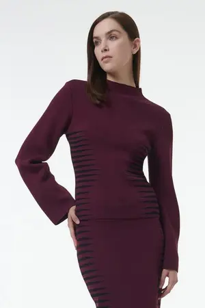 LEEM Fitted Jacquard Knit Top