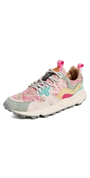 Flower Mountain Round Toe Shoes For Women