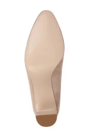 Nordstrom Almond Toe Pump - Tan Light