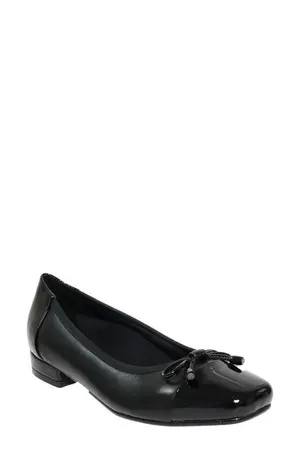 DAVID TATE Alpha Square Toe Flat - Black Nappa Patent