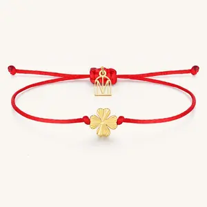 MANTRA Clover Charm Bracelet - Yellow Gold