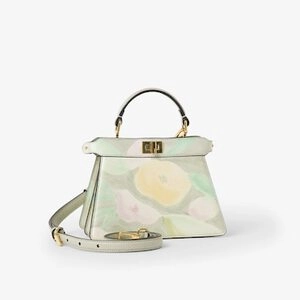 Fendi Peekaboo Iseeu Petite