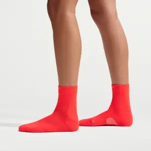 Nike Run Midweight Running Micro-crew Socks - Red
